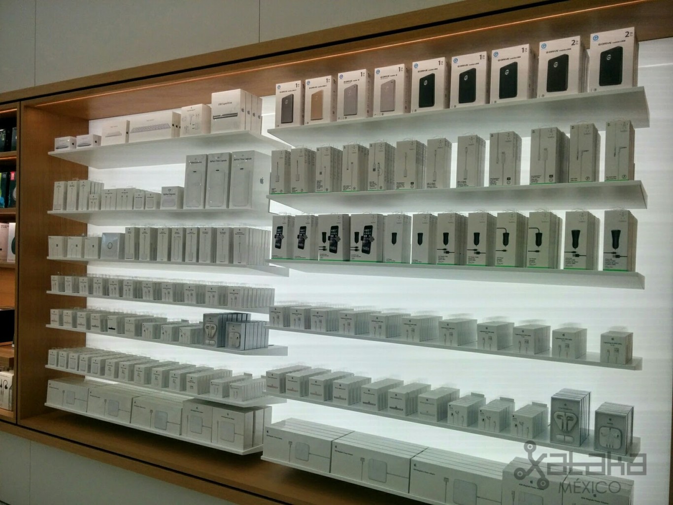 Así es Apple Vía Santa Fe, la primera Apple Store en México
