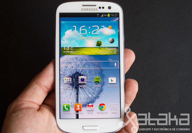 Cinco móviles que marcaron el año 2012