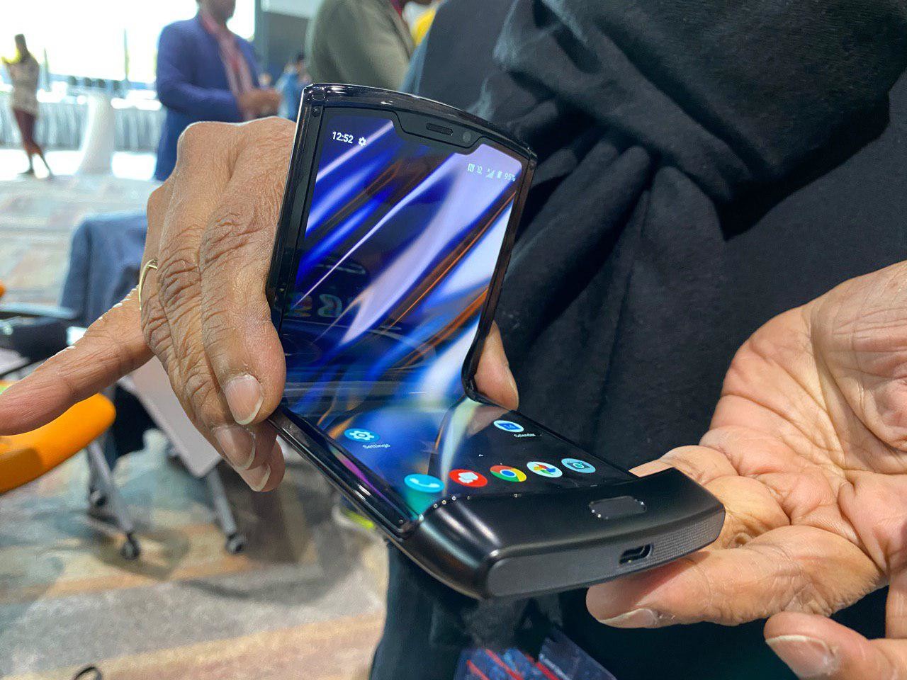 Motorola Razr, opiniones tras primera toma de contacto. Fotos y vídeo