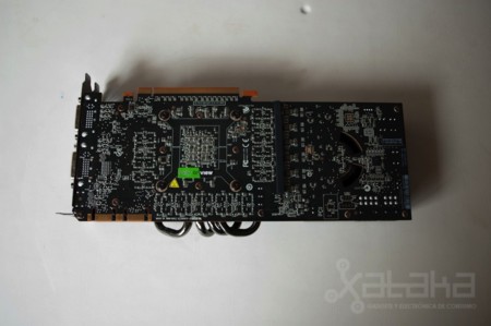 NVidia GTX 480, la más potente de la nueva generación de gráficas a ...