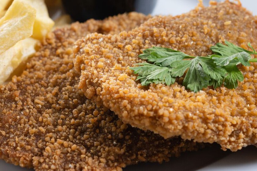 Cómo hacer pechugas empanizadas sin huevo: el truco sencillo con media ...