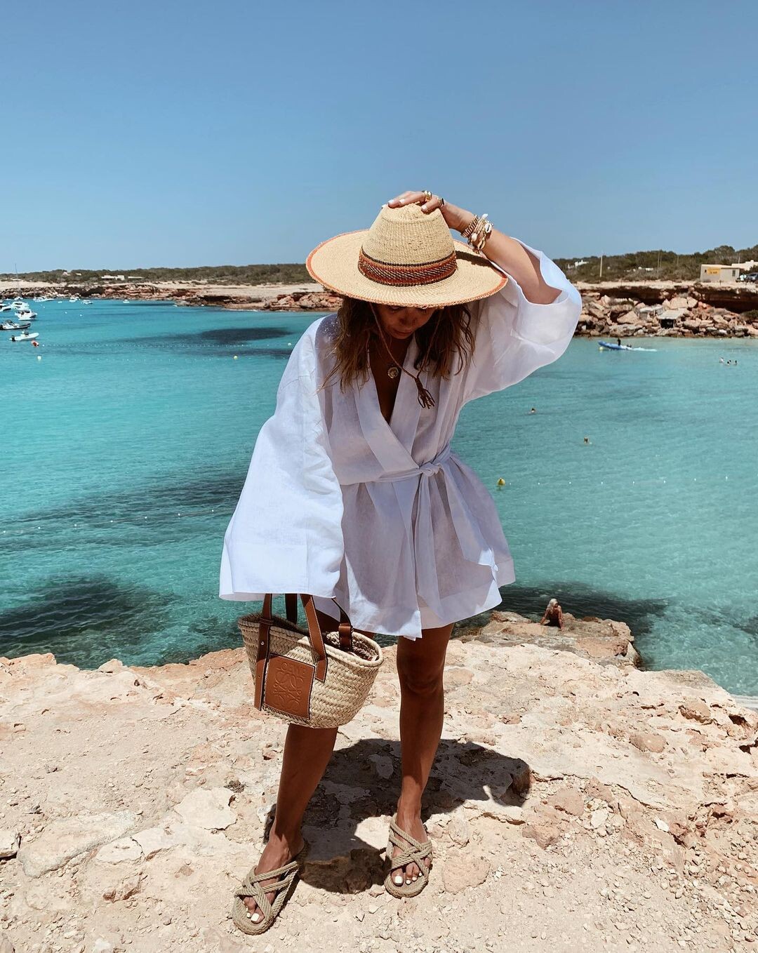 Bienvenida al verano 2021: las chicas de moda nos muestran tres ...