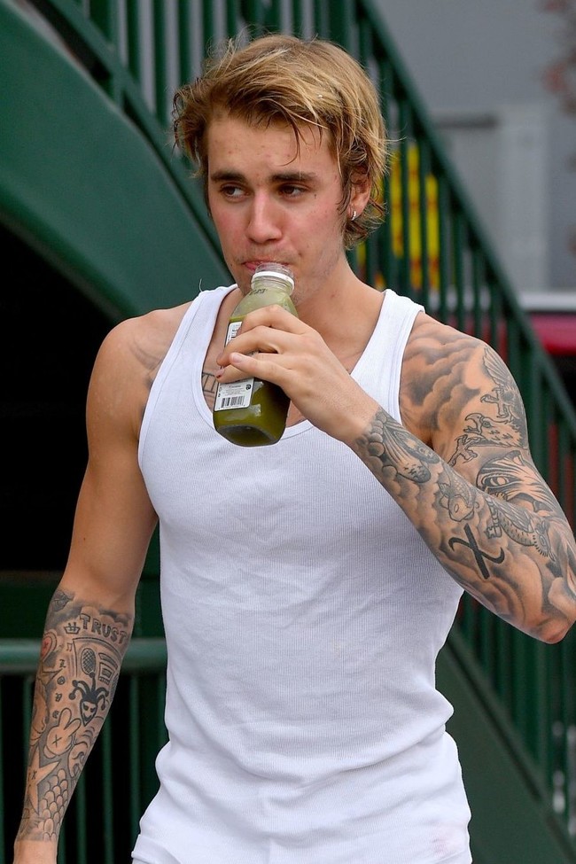 De rubio y con melena, Justin Bieber comienza a imponer tendencias con ...