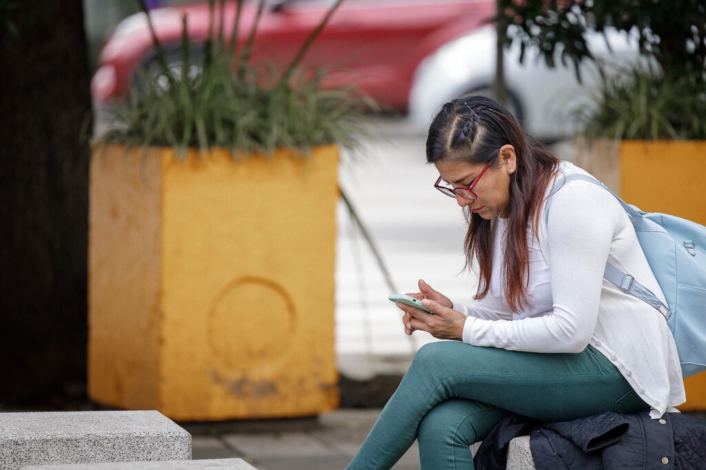 A partir de enero de 2026 todas las líneas celulares en México deberán ...
