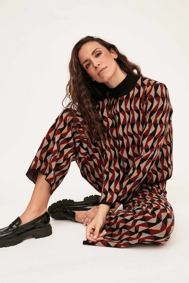 Algo Bonito ha lanzado la versión de punto de su conjunto estampado viral