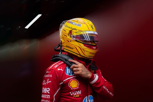 Confirmado: O Lewis Hamilton sube al podio en la próxima carrera o va a ser el peor piloto de la ...