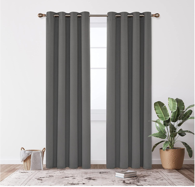 Seis cortinas elegantes y minimalistas para vestir de otoño nuestro salón