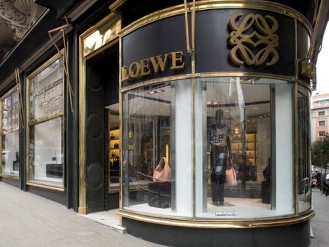 Exposición fotográfica de Luis Venegas en la tienda de Loewe