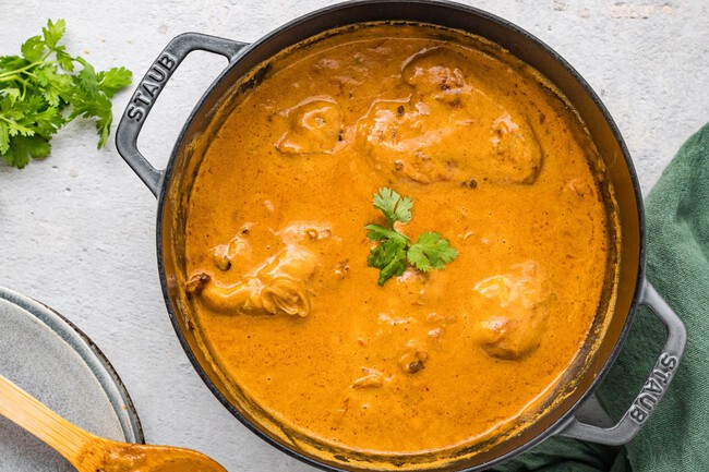 Cómo hacer pollo en crema de chipotle. Receta casera sencilla y económica