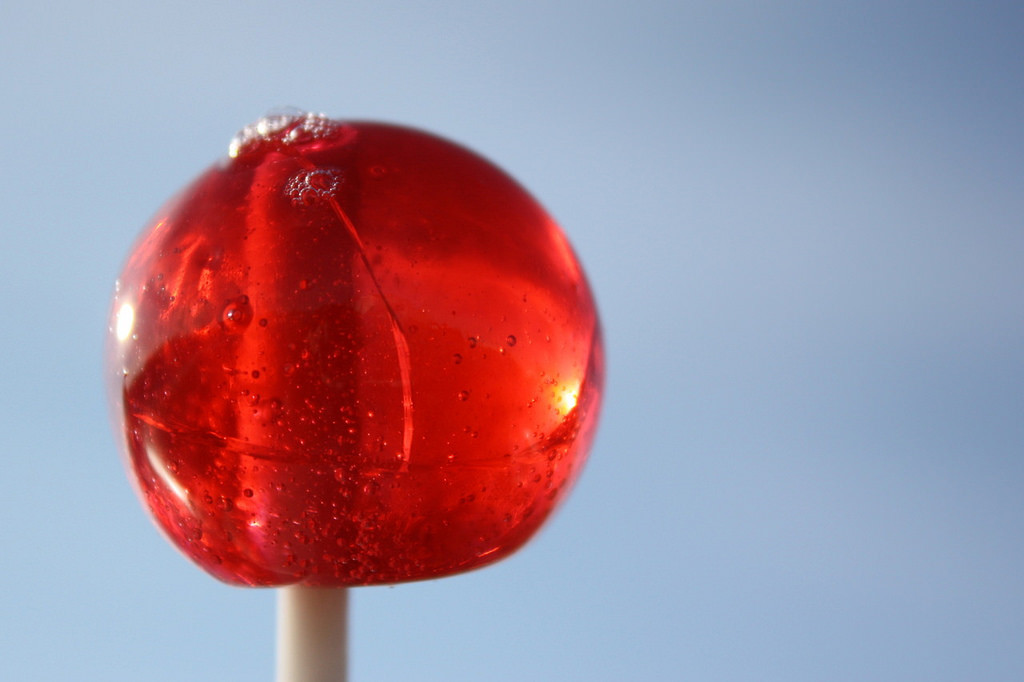 El colorante rojo de los alimentos se encuentra bajo la lupa