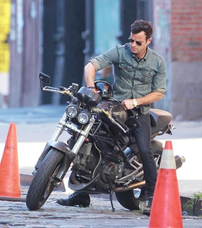 Si el estilo de Justin Theroux conquistó a Jennifer Aniston, seguro que ...