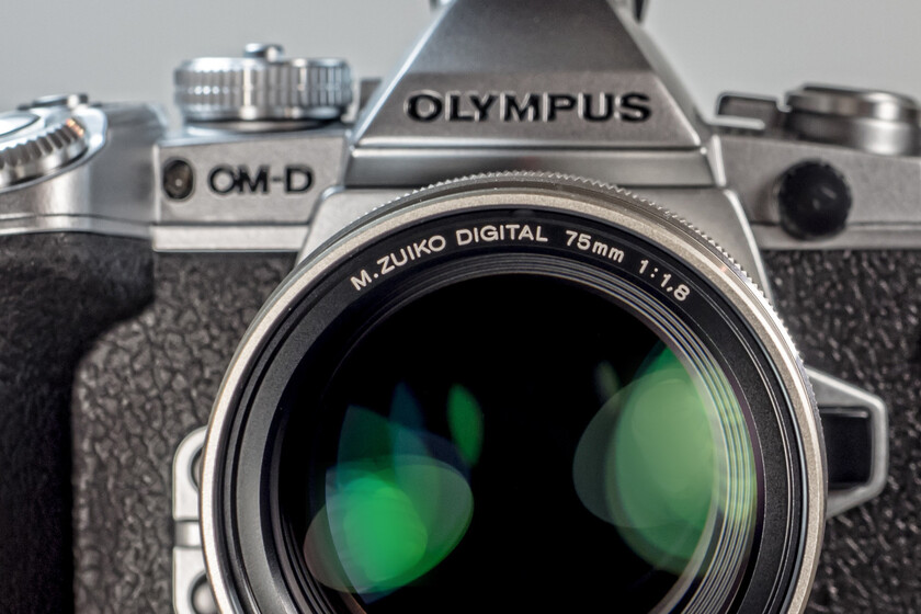 Olympus confirma que no se pasará al full frame (ni se unirá a la ...