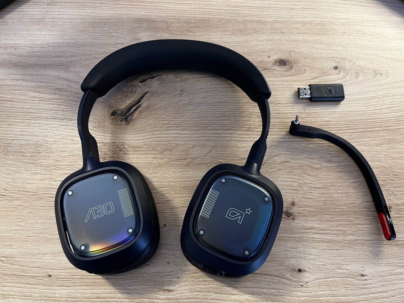 Análisis de Logitech Astro A30, son cómodos, suenan bien y lo más ...