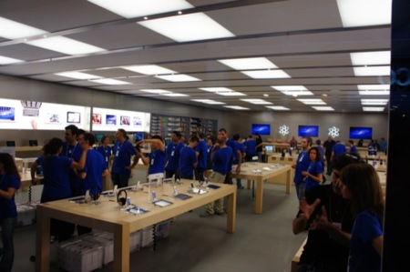 Inauguración del Apple Store en Parquesur