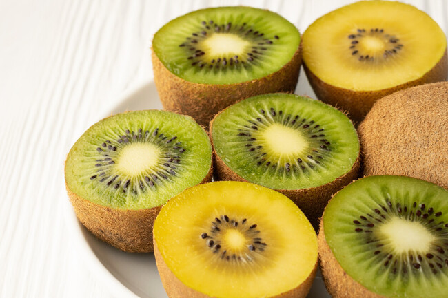El kiwi en todas sus versiones: verde, amarillo y rojo. Conoce en que ...