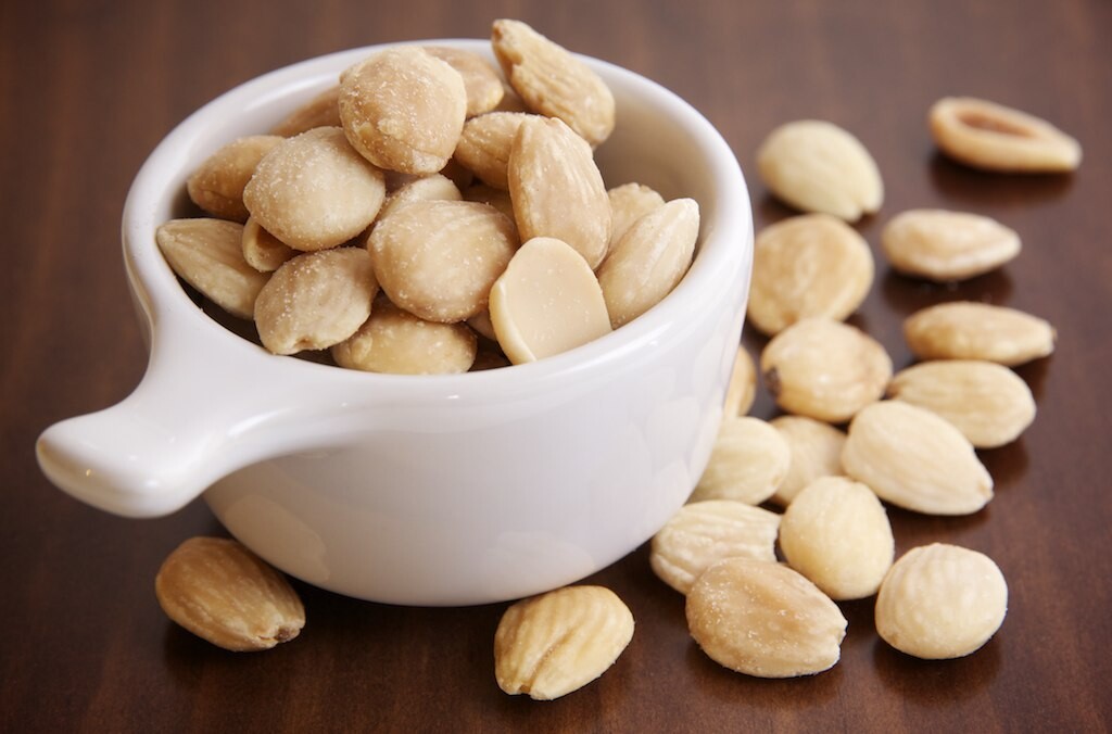 Redescubre la almendra, el fruto seco más popular: sus propiedades ...