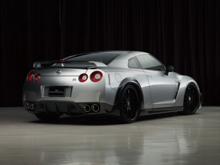 Wald International le mete mano al Nissan GT-R