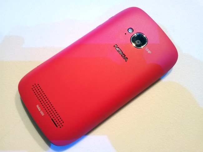 Nokia Lumia 710, toma de contacto