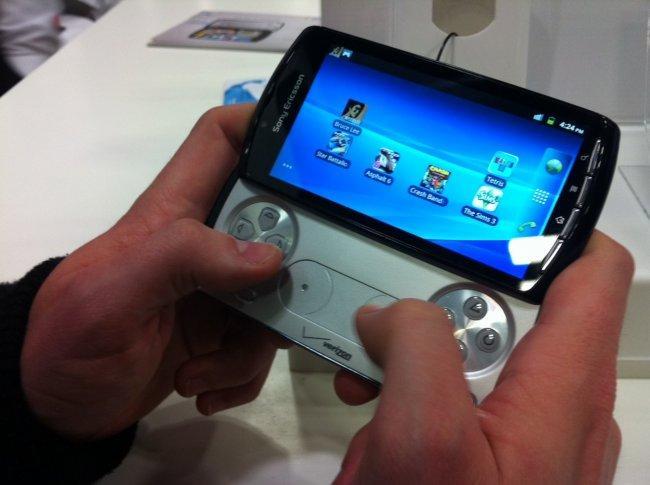 Xperia Play (PSP Phone). Primer contacto, vídeo y fotos [GDC 2011]
