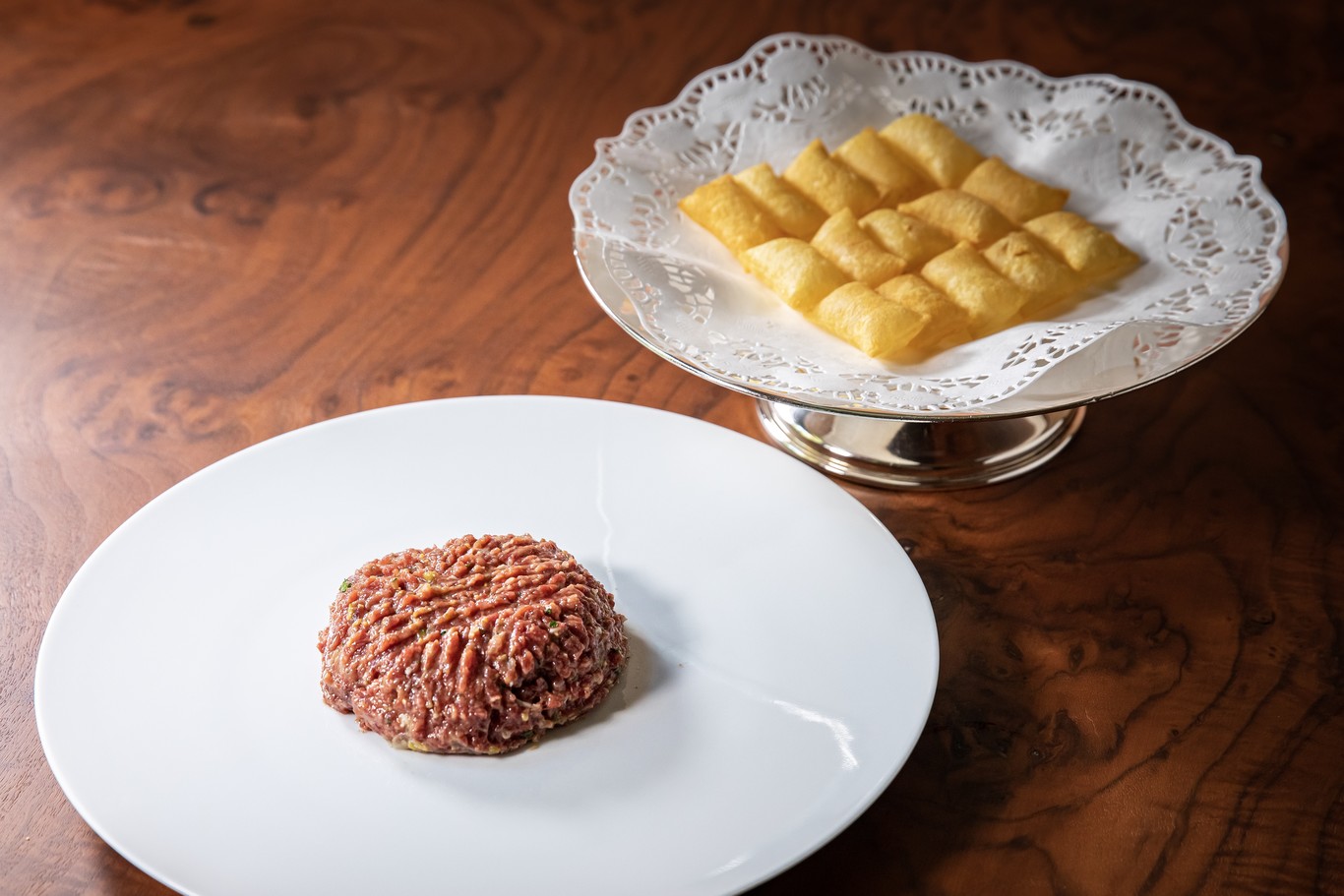 Trucos (de chefs) para lograr el steak tartar perfecto en casa