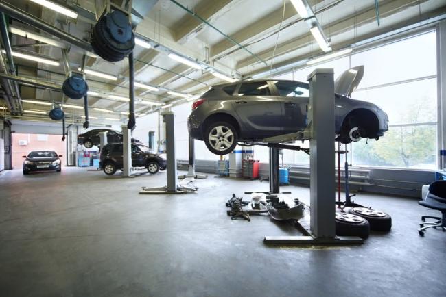 Talleres automotrices: ¿A dónde debes llevar tu auto?