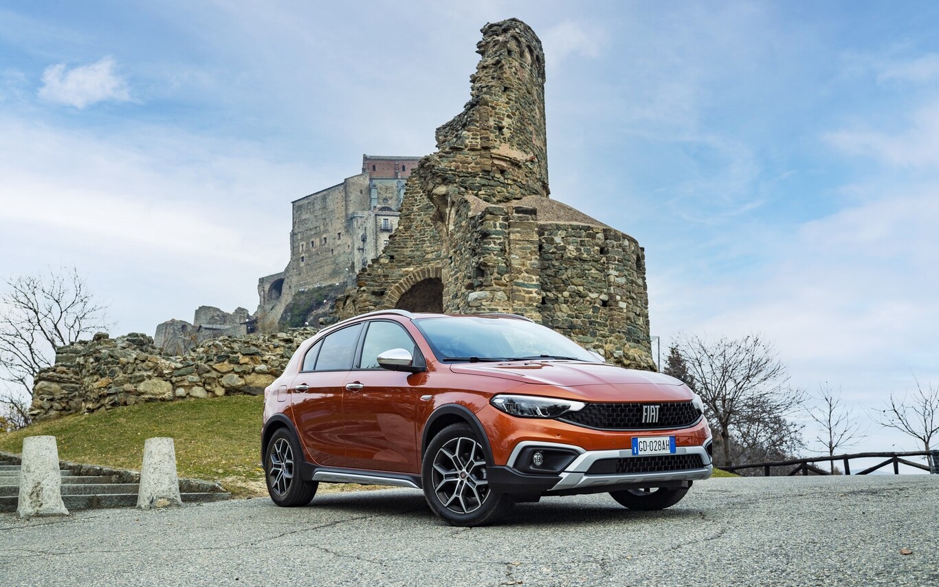 Probamos el Fiat Tipo Cross, la versión campera de uno de los compactos ...
