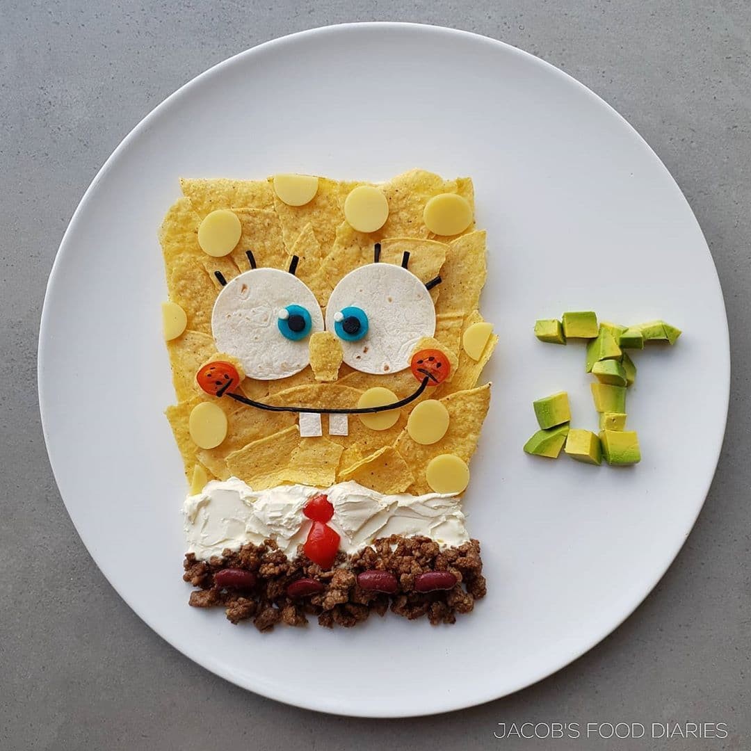 Obras de arte con comida mamá hace comida saludable para sus hijos