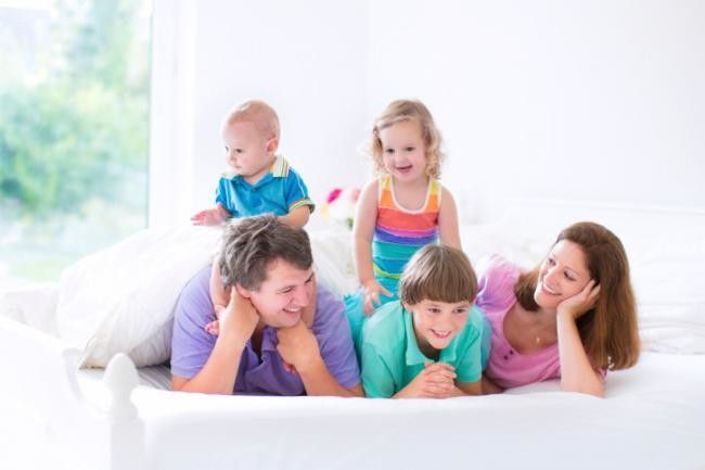 Las familias monoparentales con dos hijos quieren equipararse a las ...