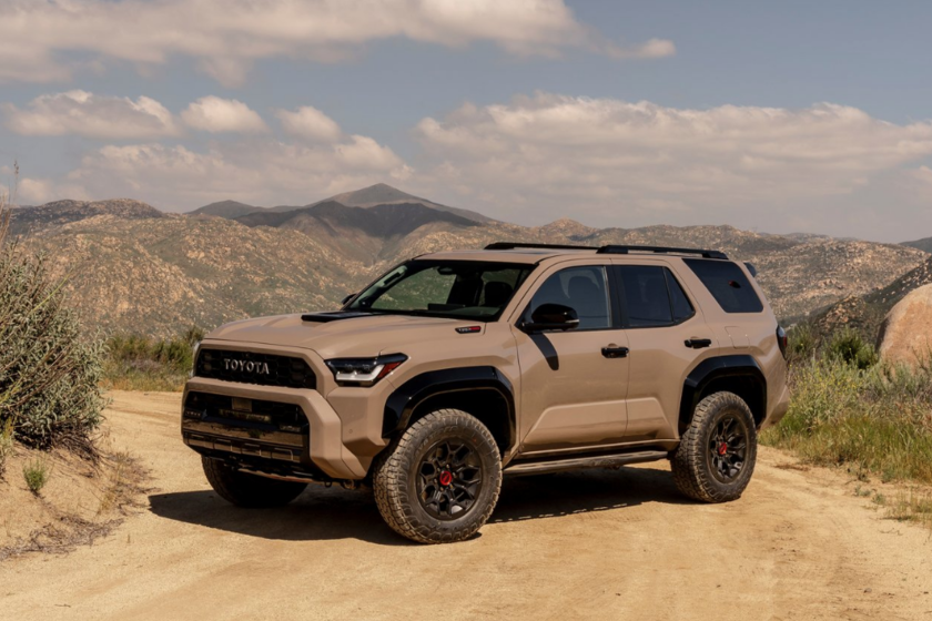 La Toyota 4Runner ya tiene precio en México: una Tacoma convertida en ...