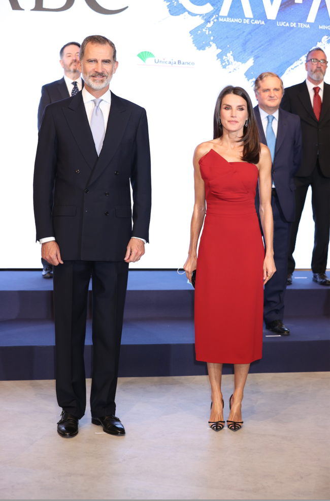 Reina Letizia: los 33 mejores looks y los más impactantes