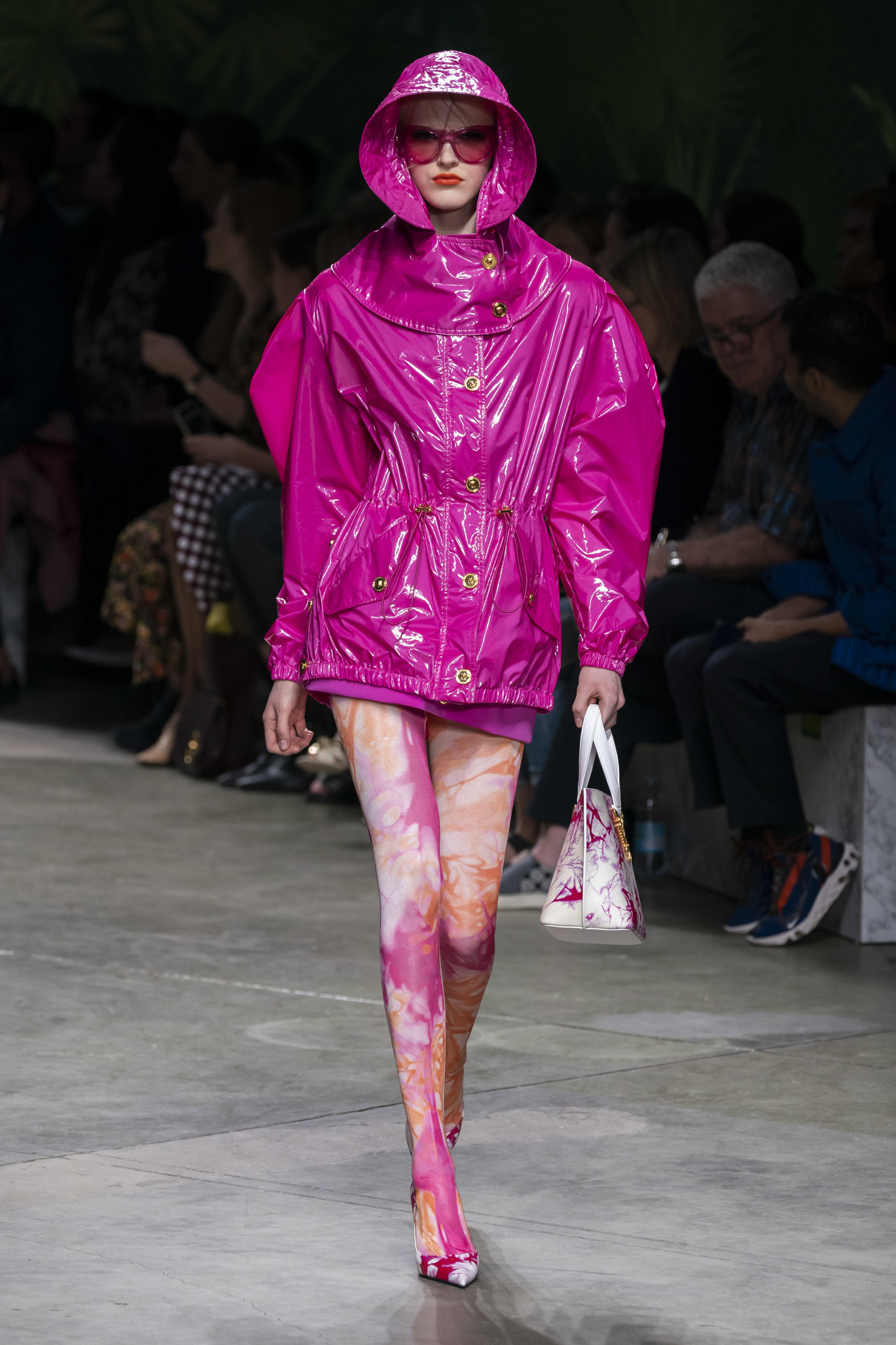 Versace ha presentado su nueva colección Primavera-Verano 2020 ...