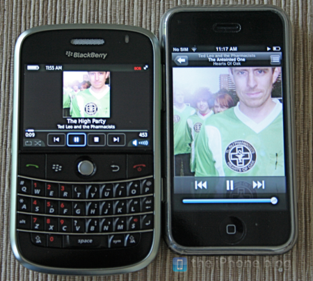 iPhone VS BlackBerry Bold