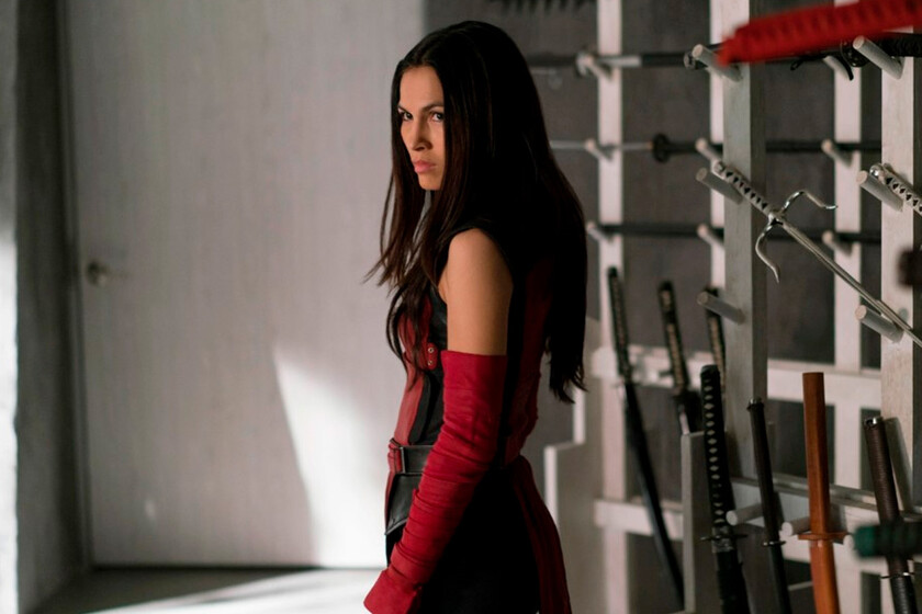 La actriz de Elektra en Daredevil de Netflix pide a los fans que hagan ...