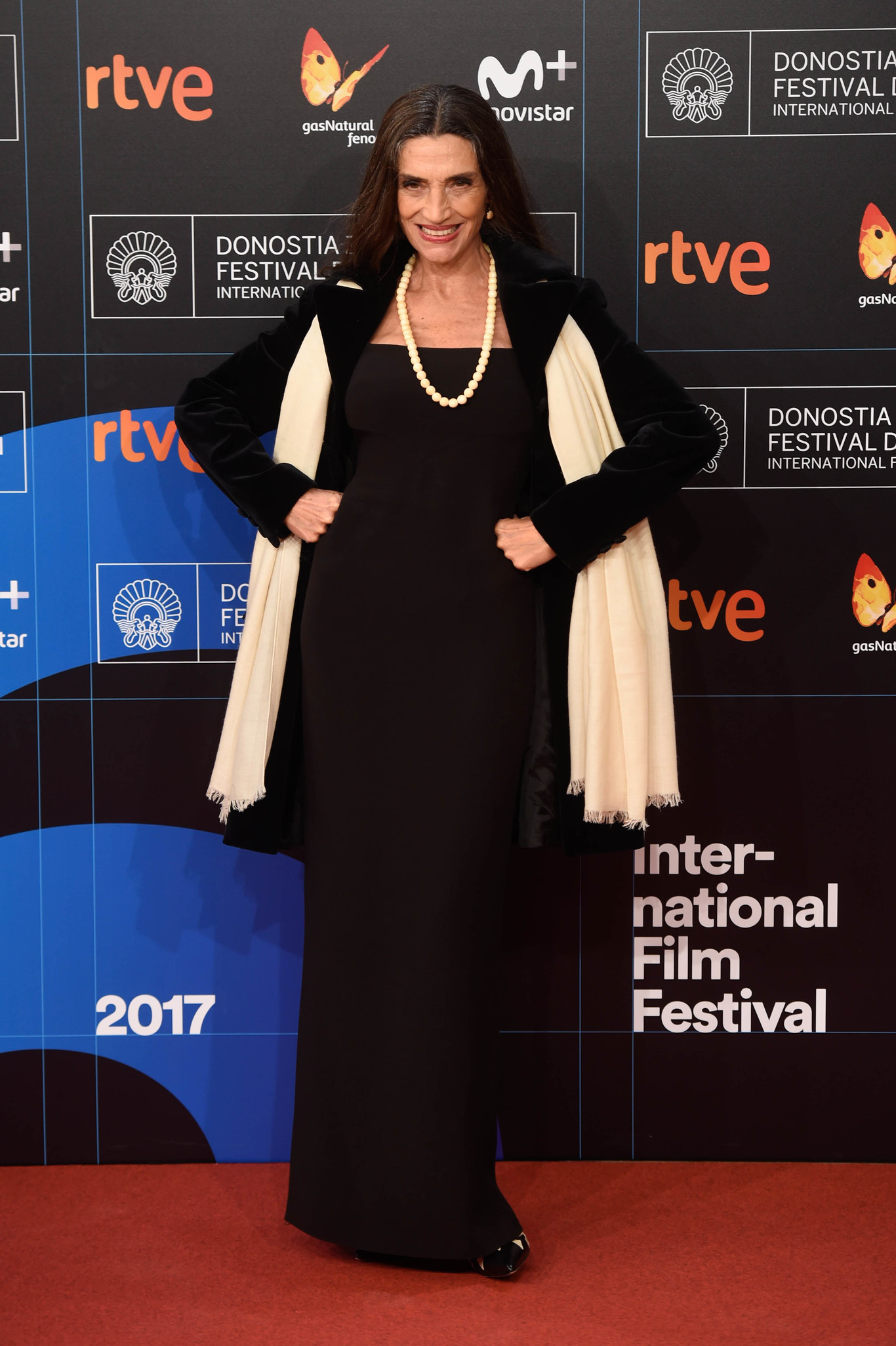 Todos los looks vistos en la alfombra roja de la inauguración del ...