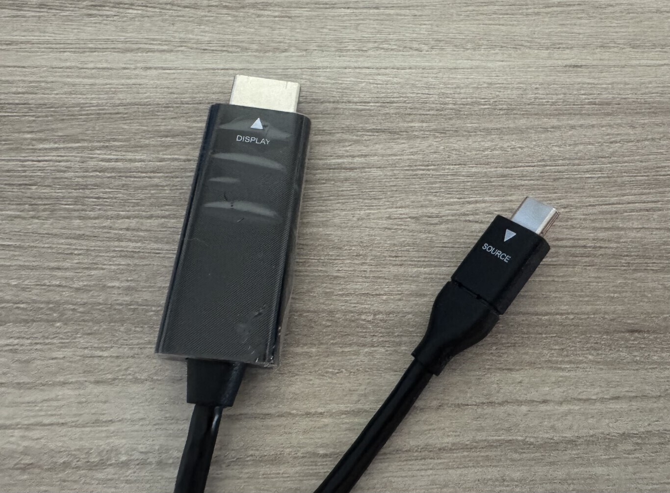 How to Connect Your Smartphone to a Monitor: Three Ways to Mirror Your ...