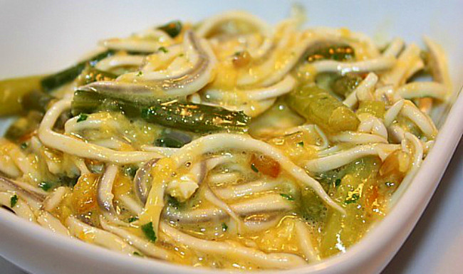 Las mejores recetas con gulas: cocina fácil, rápida, barata y tradicional