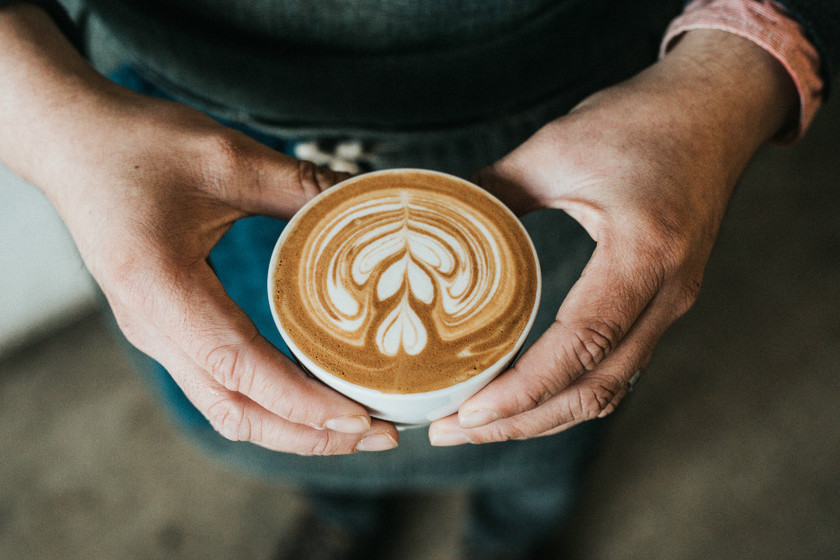 Cinco maridajes de café para sorprender con un picoteo del finde cafetero