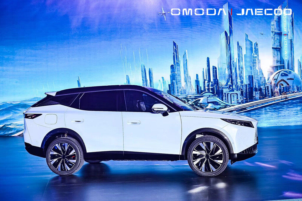 Omoda 7: características, precio y ficha técnica