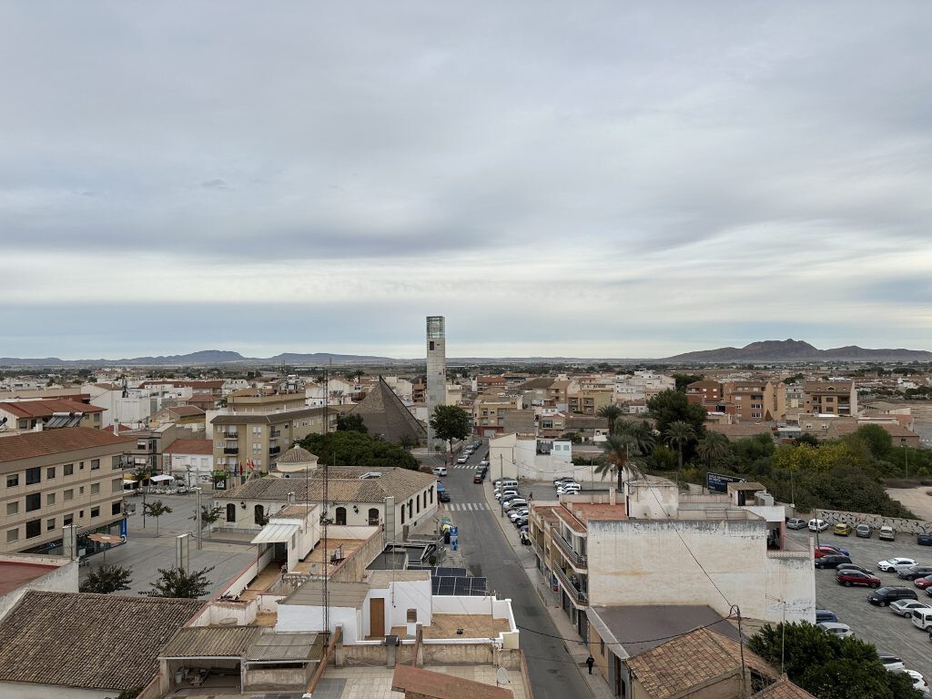 Los disturbios de Torre Pacheco reviven el fantasma de El Ejido en el 2000: que España termine ...