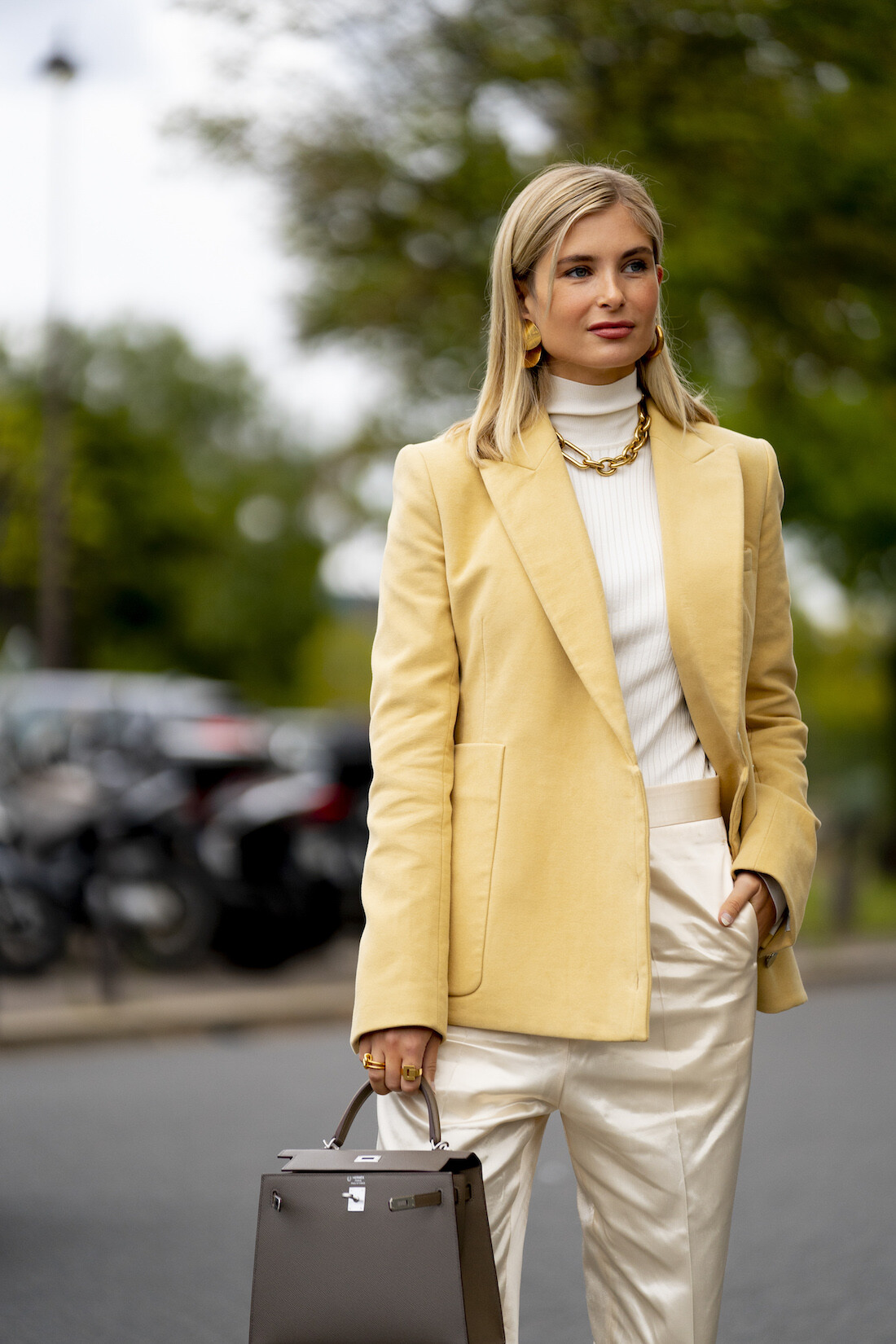 Siete maneras distintas de combinar un blazer y vestir con estilo ...