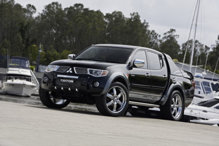 Mitsubishi Colt, Lancer y Grandis versión Panther