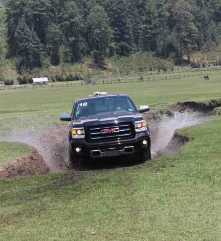 Chevrolet Cheyenne y GMC Sierra 2014: dos rancheras a todo lujo