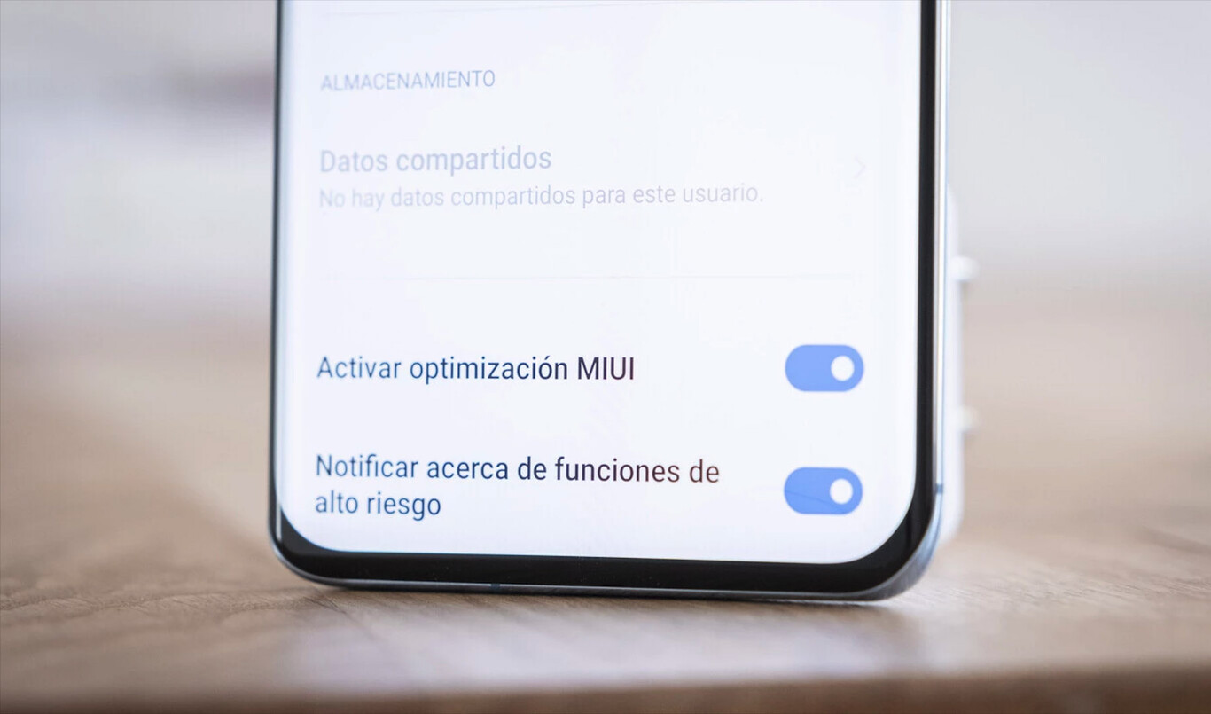 Cuidado, si por error desactivas esta opción MIUI empezará a dar muchos ...