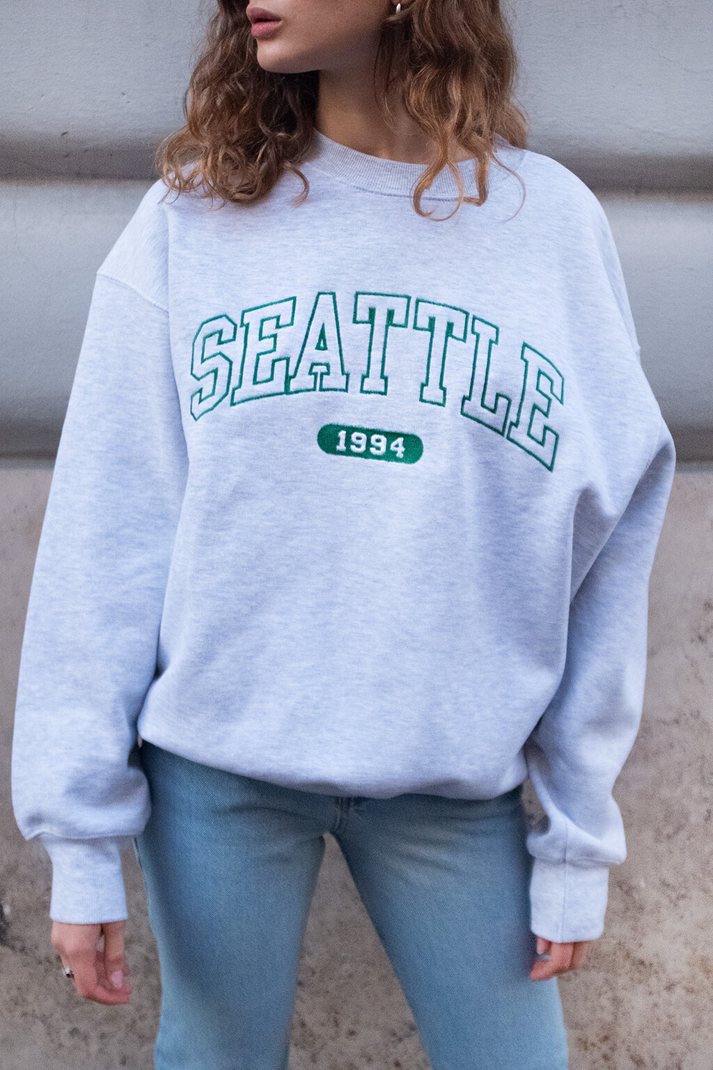 Dos sudaderas de Subdued con las que pasar de la de Beverly Hills viral ...