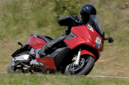 Gilera GP 800 maxi-scooter