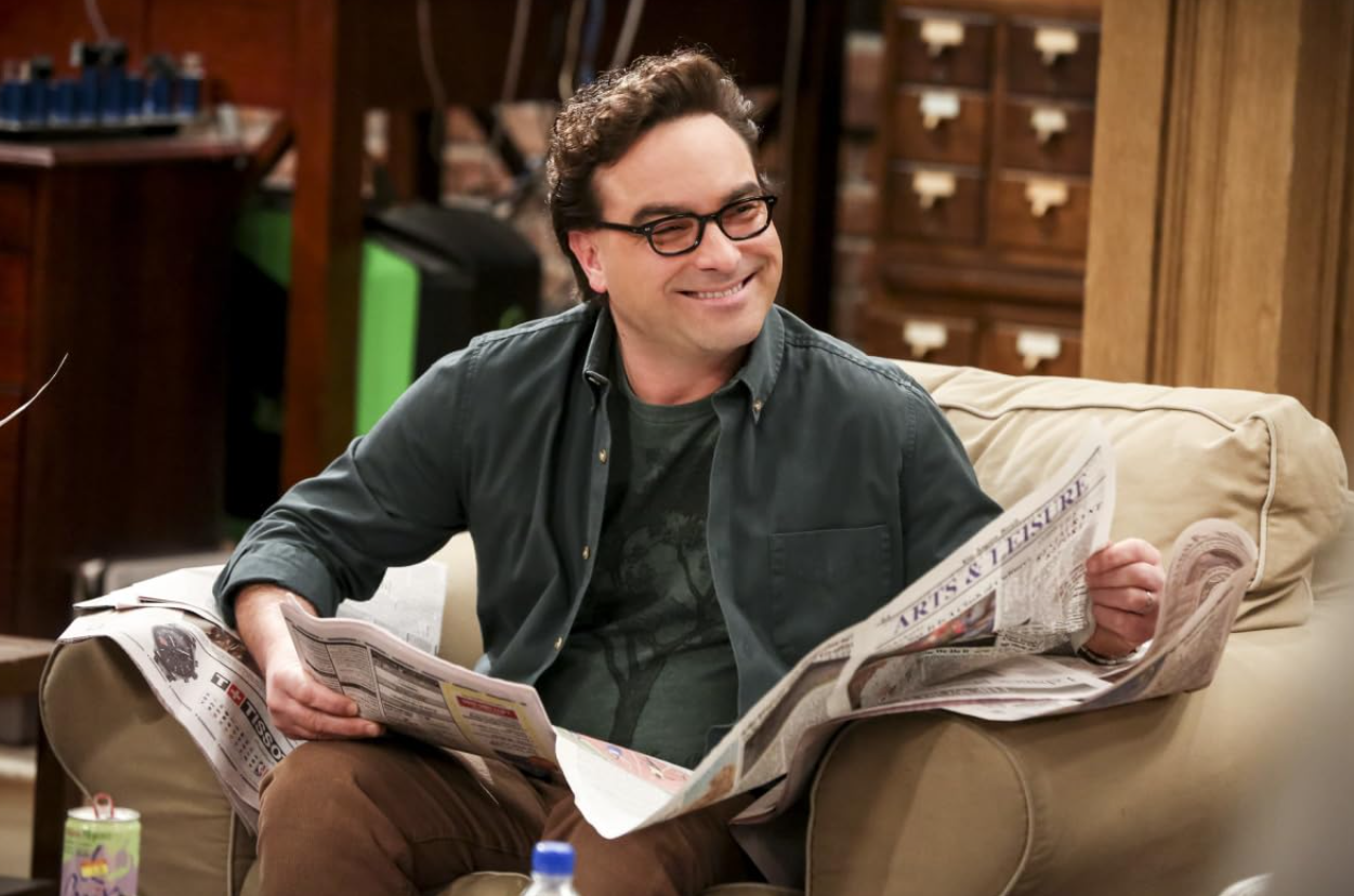 Johnny Galecki no tuvo más trabajo como actor y lo aceptó: se dedicó a ...