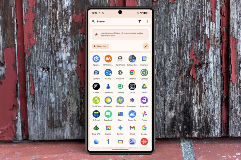 Si tienes un móvil que va lento o demasiadas apps instaladas, este launcher minimalista es ideal ...