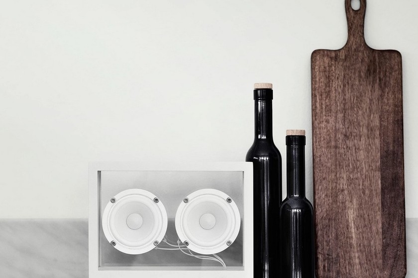 ¿Una caja acústica de cristal, aluminio y modular? Estas son las bazas ...