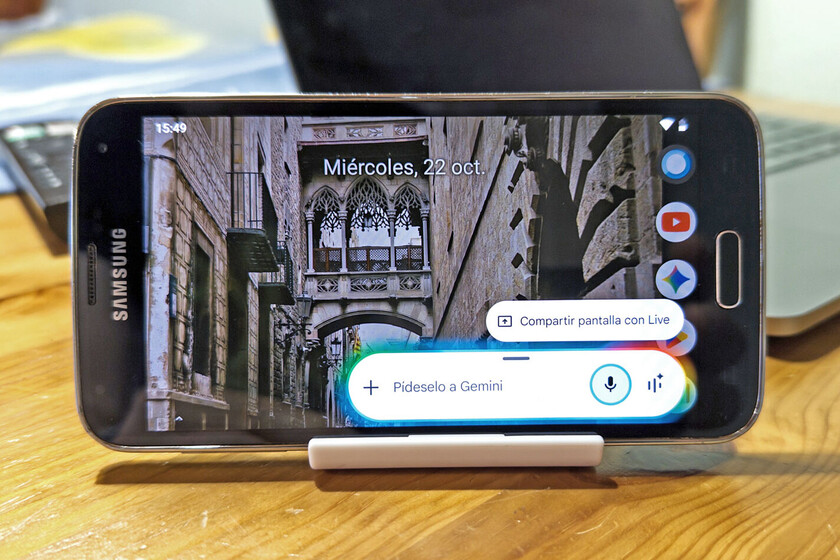 La IA es capaz de resucitar un móvil antiguo: mi Android de hace once ...
