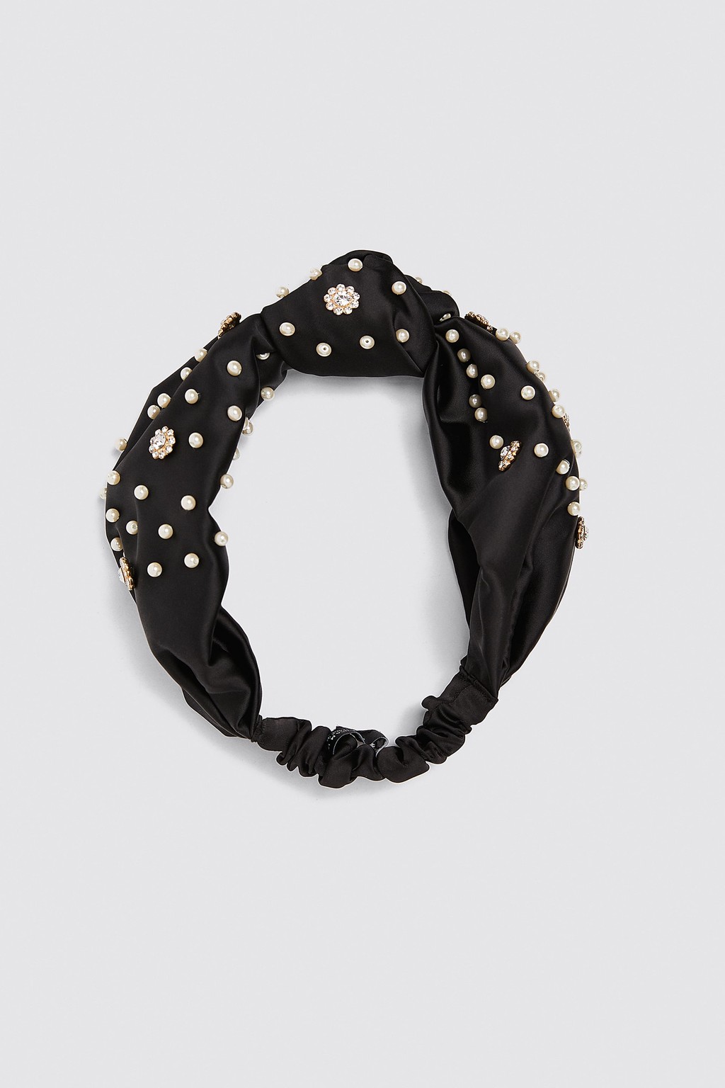 Las diademas de perlas se vuelven tendencia. 11 modelos para sumar a ...